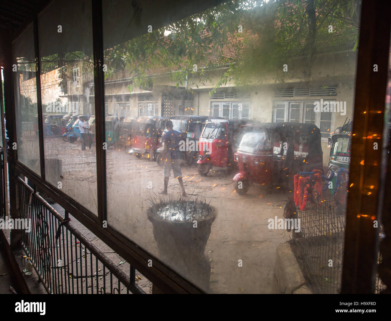 Kande Vihara Buddhist Temple Sri Lanka Stock Photo - Alamy