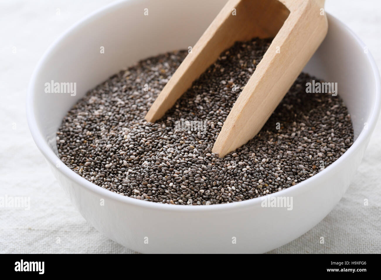 Chia seeds food hi-res stock photography and images - Alamy