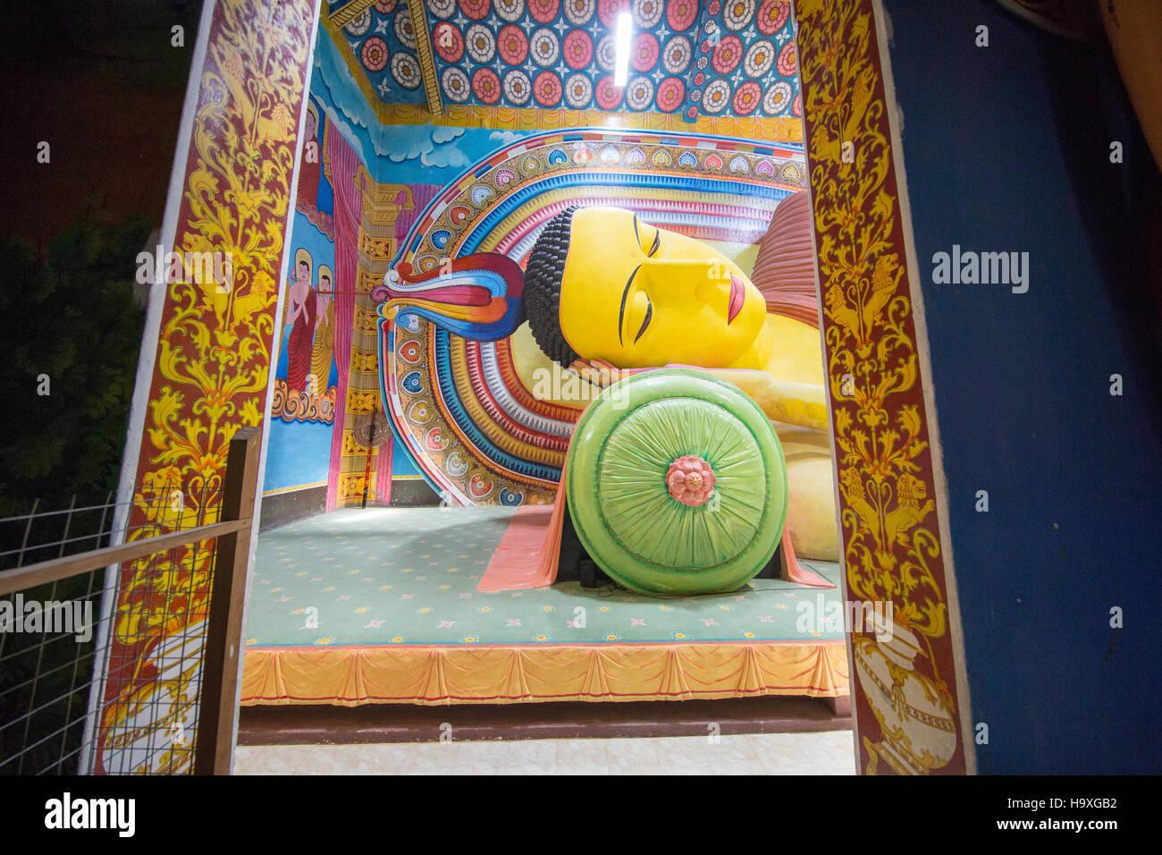 Galagoda Sailathalaramaya Temple Karandeniya Stock Photo - Alamy