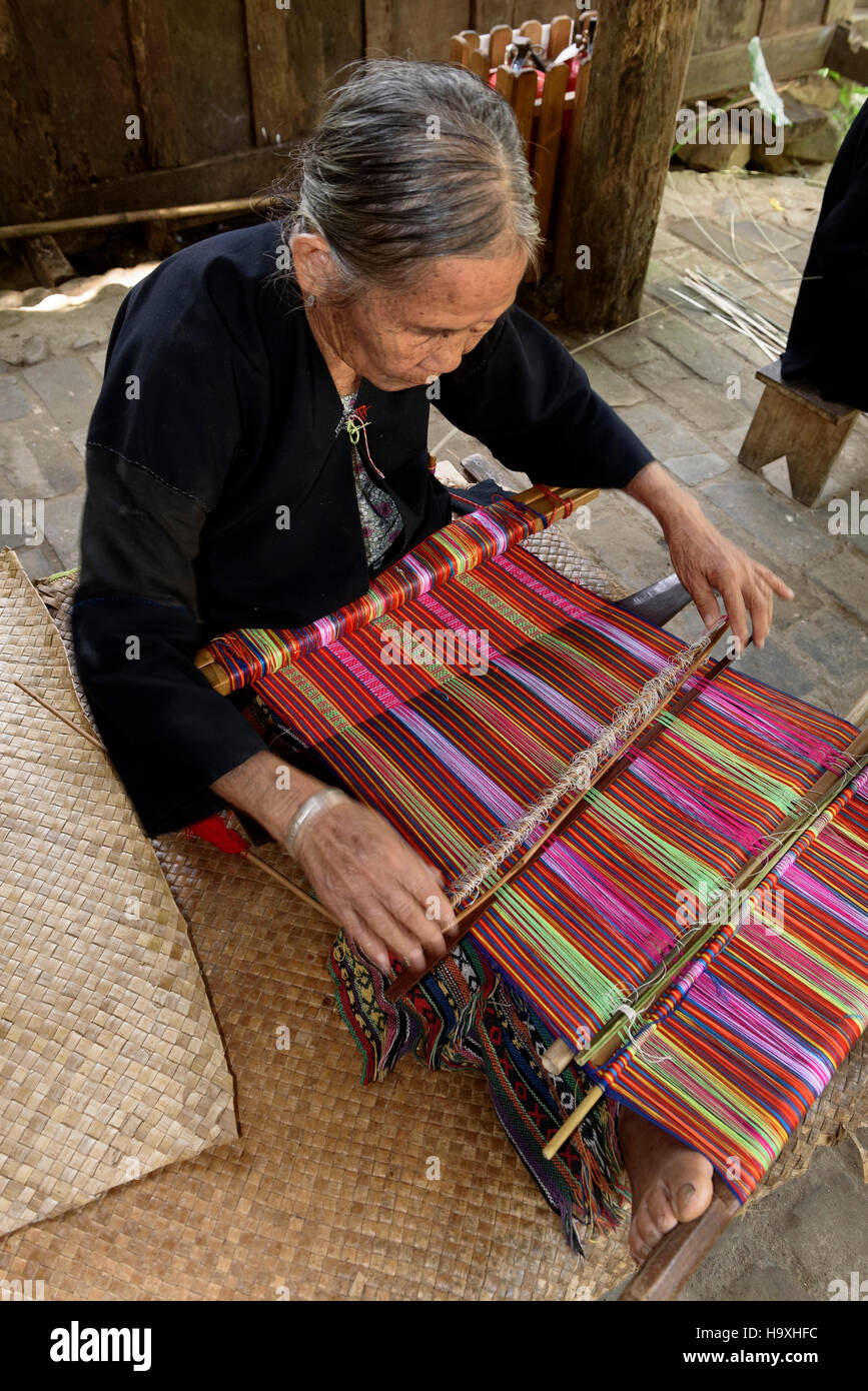 Binlang hi-res stock photography and images - Alamy