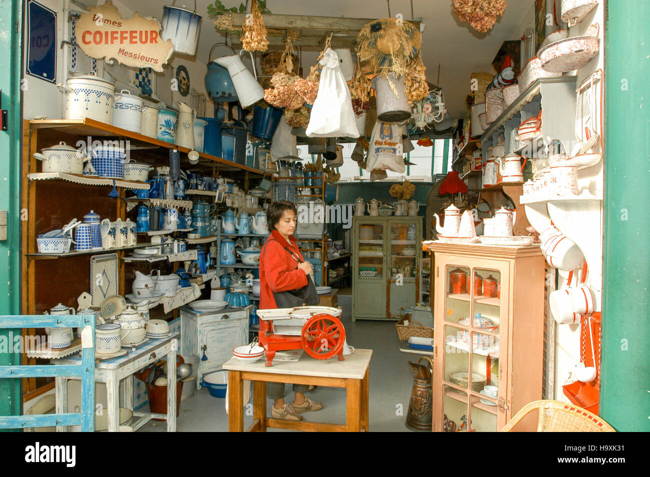 Paris, France - 3 November 2002: People shopping at the flea market of ...