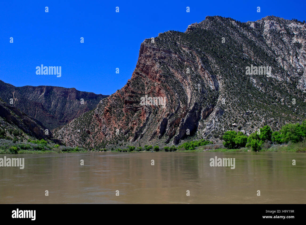 Split Mountain, a notable geological feature in Dinosaur National ...