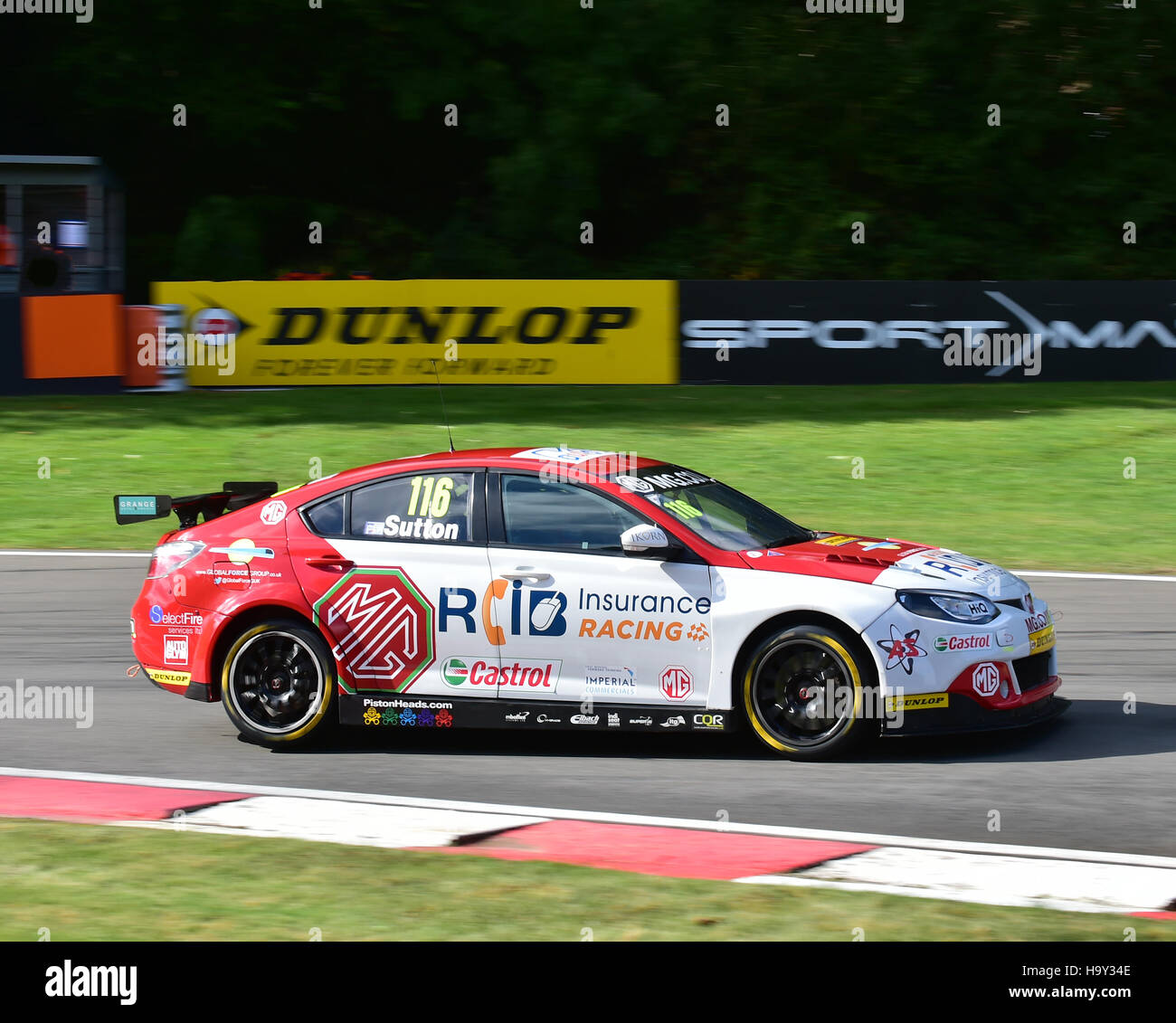 Ashley Sutton, MG6 GT, BTCC 2016, Brands Hatch, British Touring Car ...