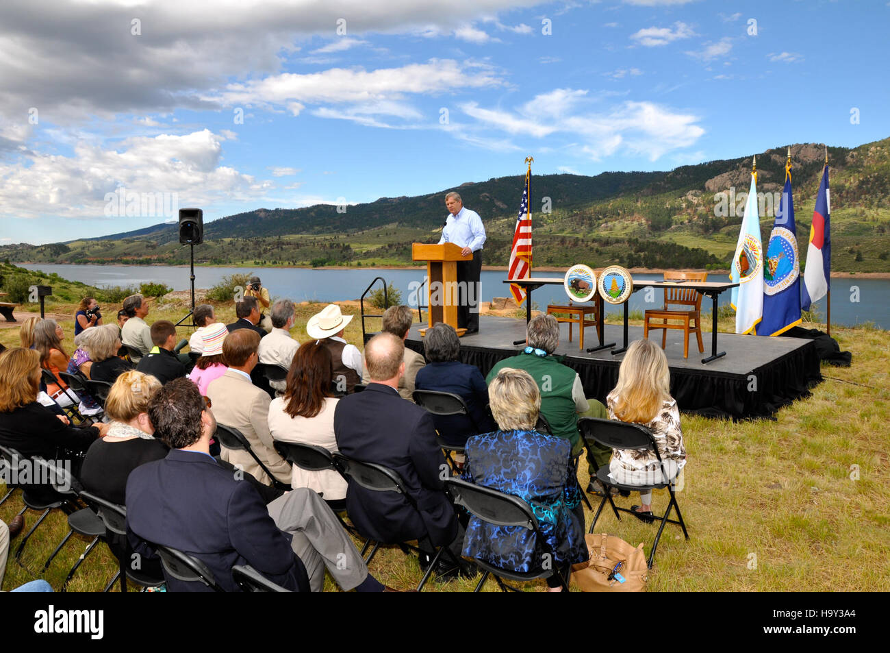This image features an MOU signing ceremony between USDA Secretary ...