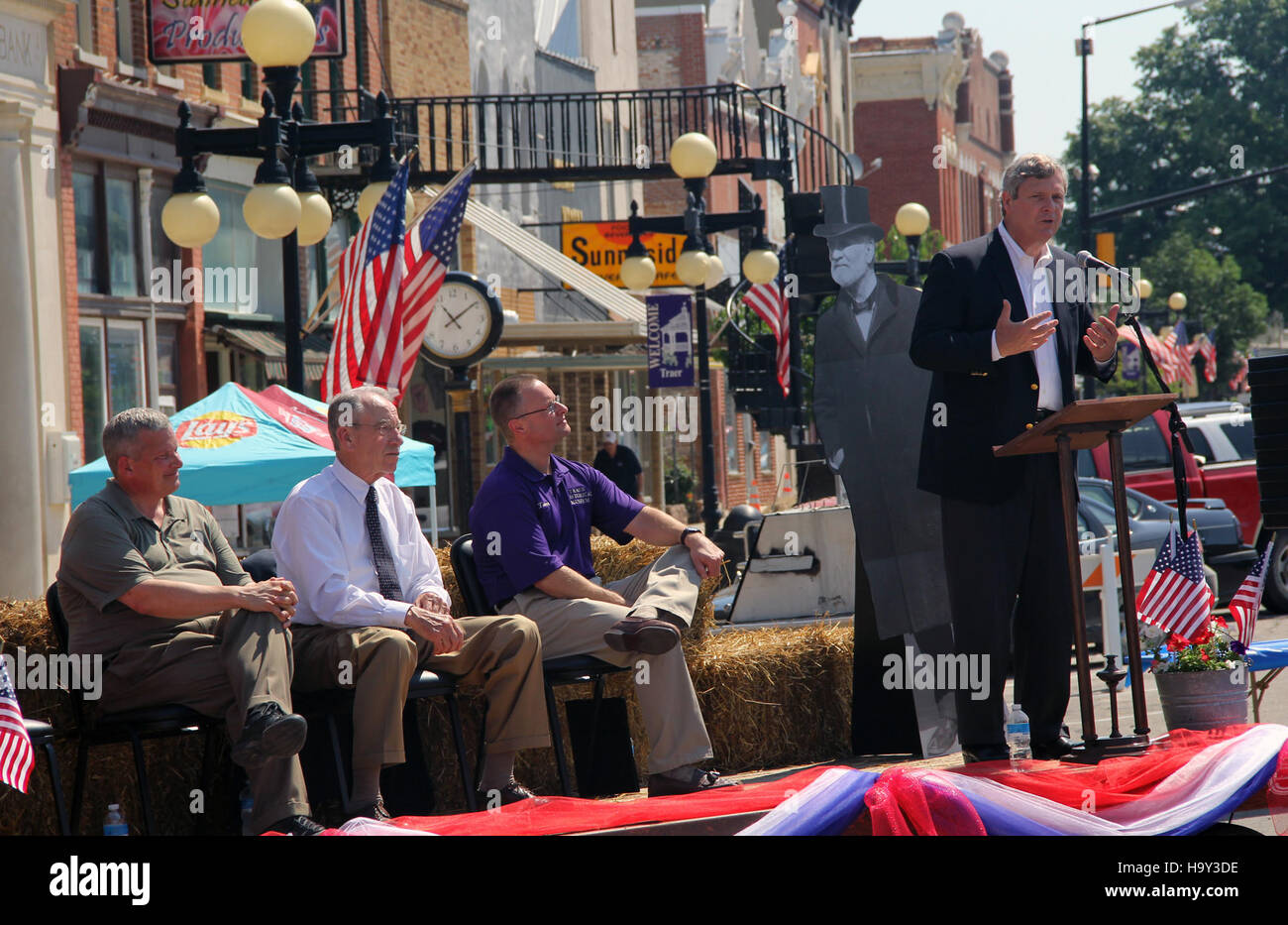 The ribbon-cutting ceremony for the new Iowa Immigration Museum ...
