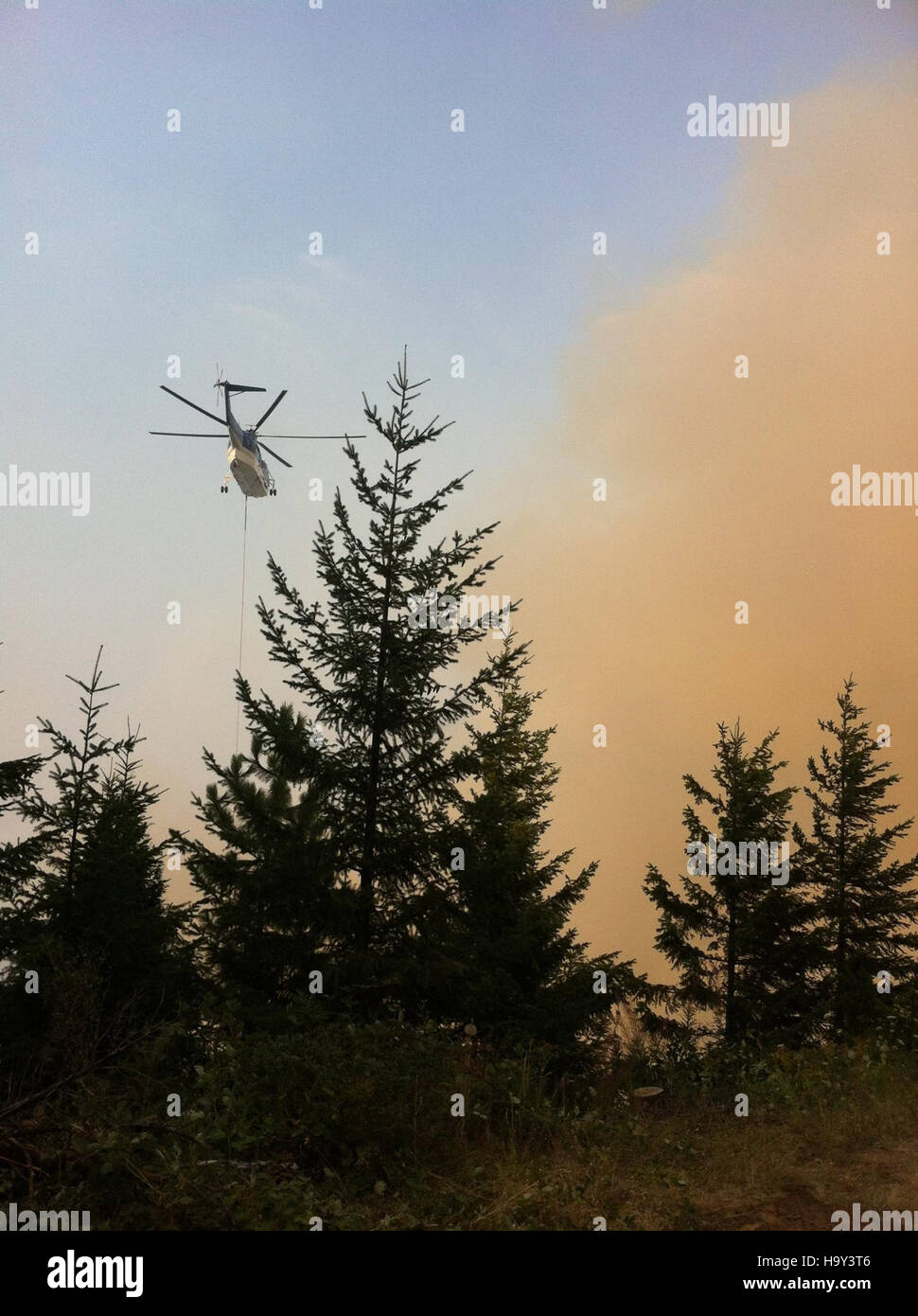 Big windy fire hi-res stock photography and images - Alamy