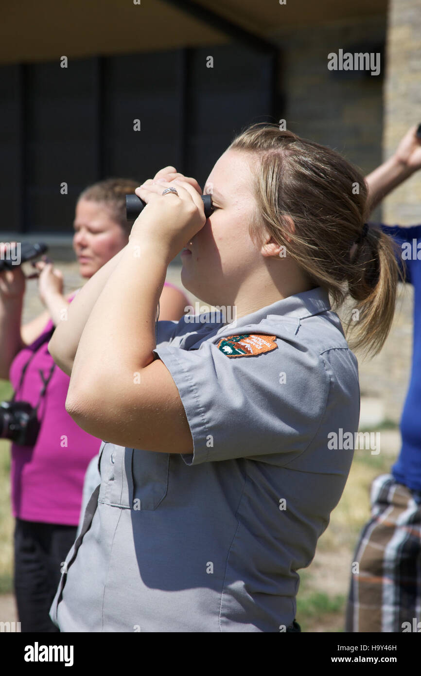 Youth intern Jennifer leads a Junior Ranger program at Badlands ...