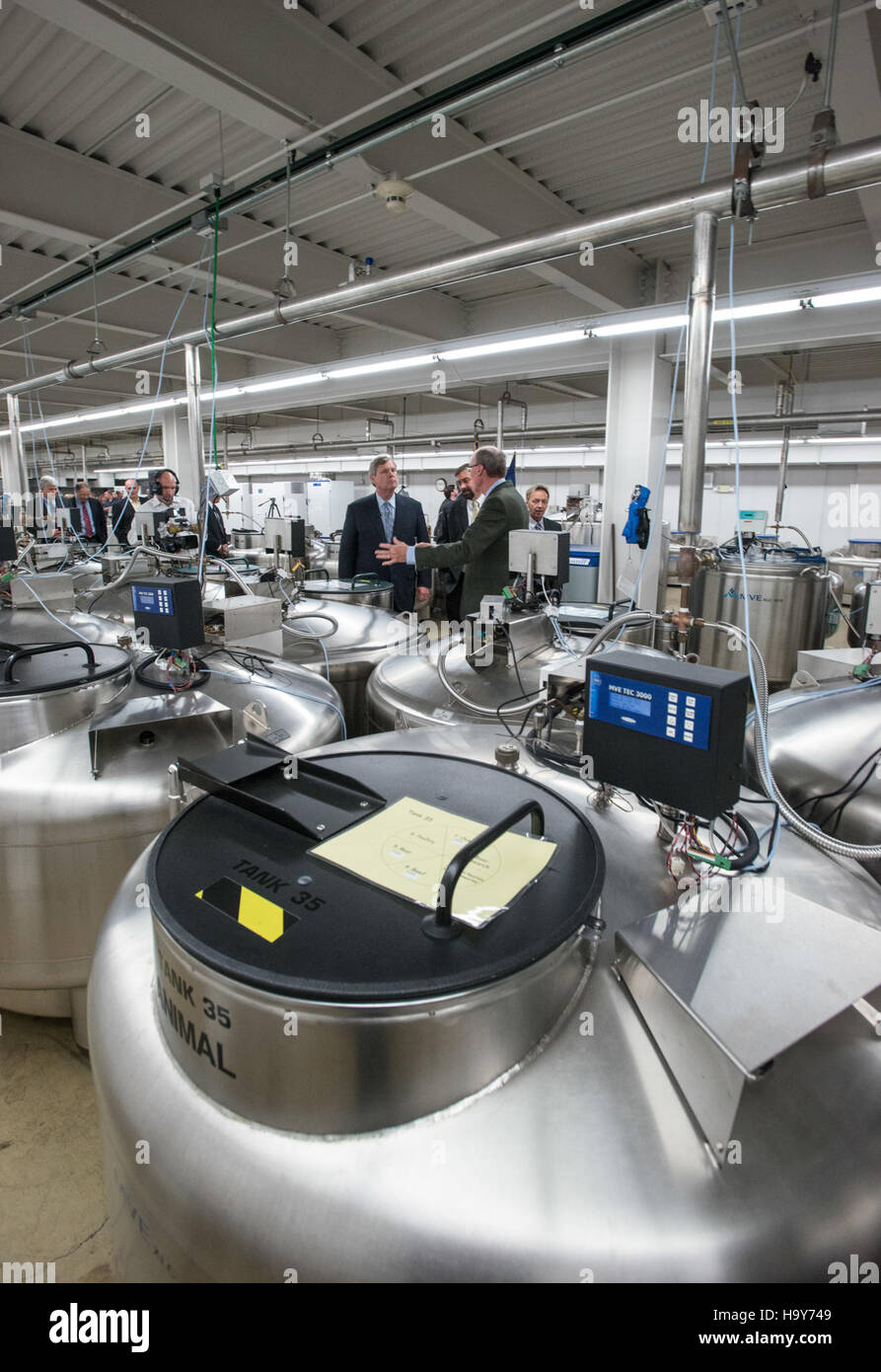 Cryogenic structure hi-res stock photography and images - Alamy