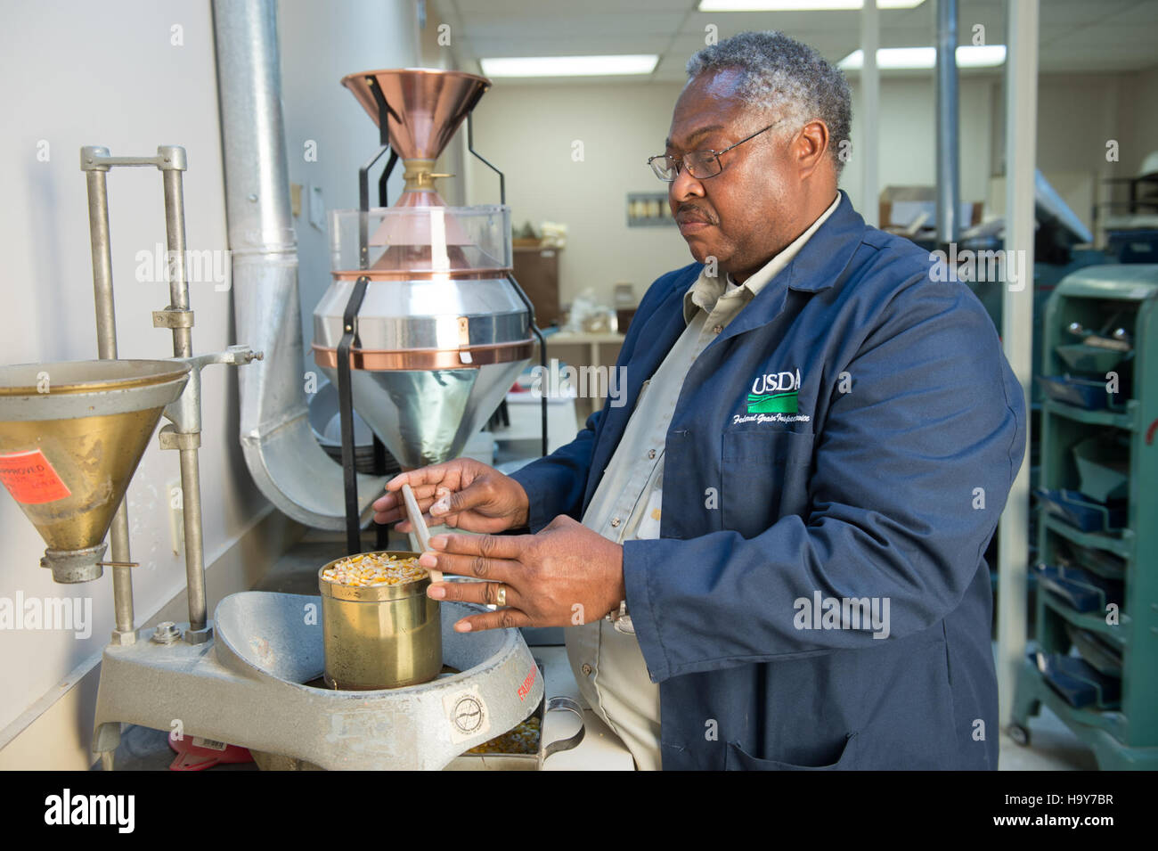 The USDA and GIPSA oversee grain inspection processes for quality ...