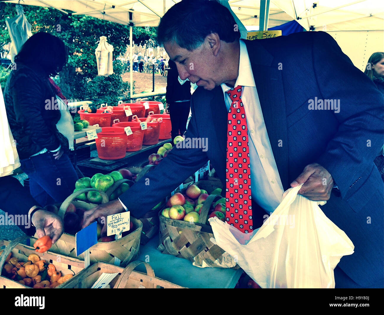 Usda under secretary hi-res stock photography and images - Alamy