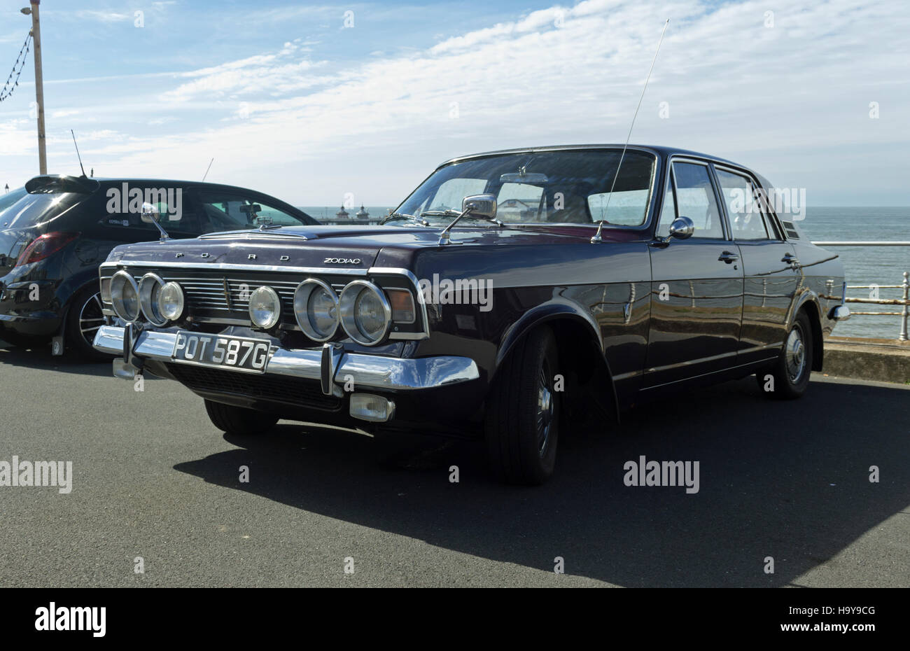 Ford Zodiac Mark 4 Stock Photo - Alamy