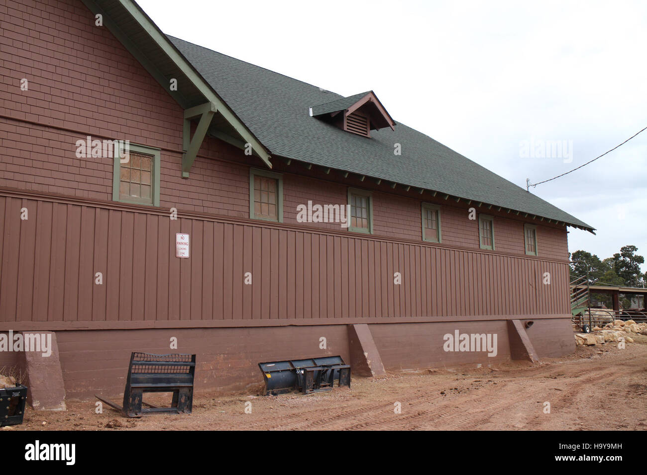 grand canyon nps 13205367833 Grand Canyon National Park; Livery ...