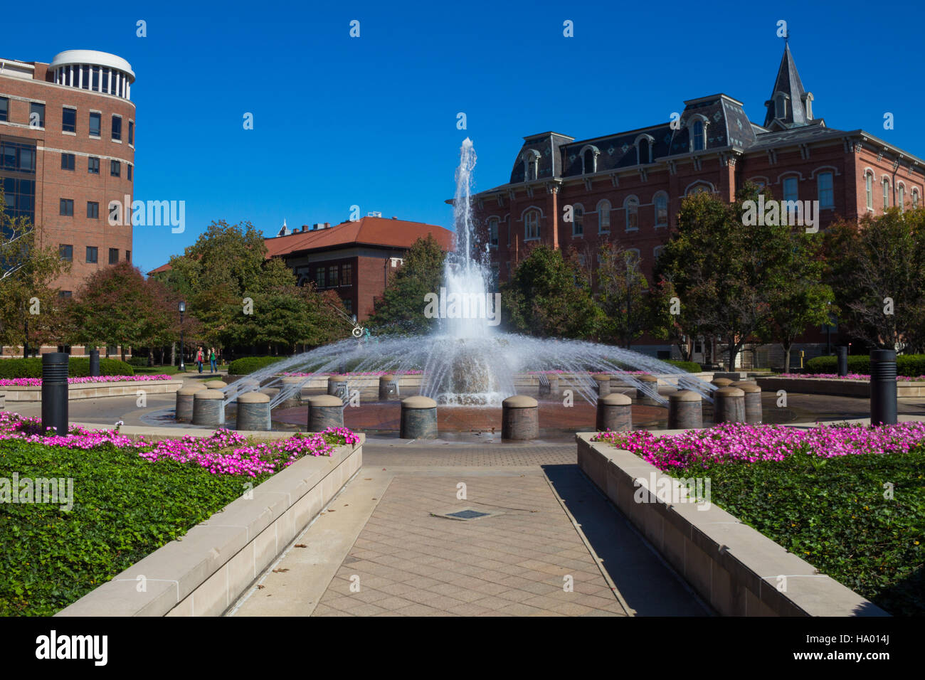 Purdue loeb fountain hi-res stock photography and images - Alamy