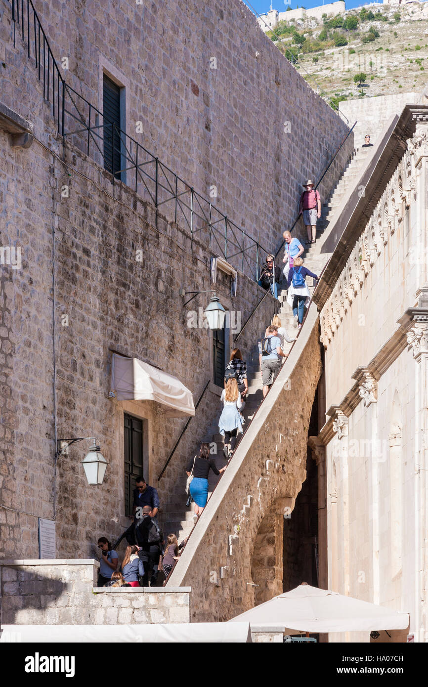 Steps leading up to the city walls of the old town of Dubrovnik ...