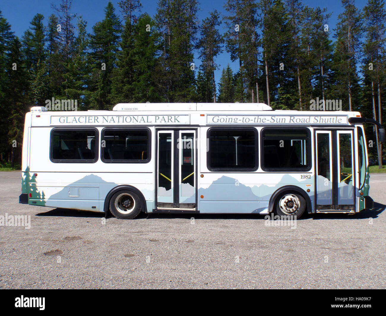 The shuttle bus system in Glacier National Park helps reduce vehicle ...