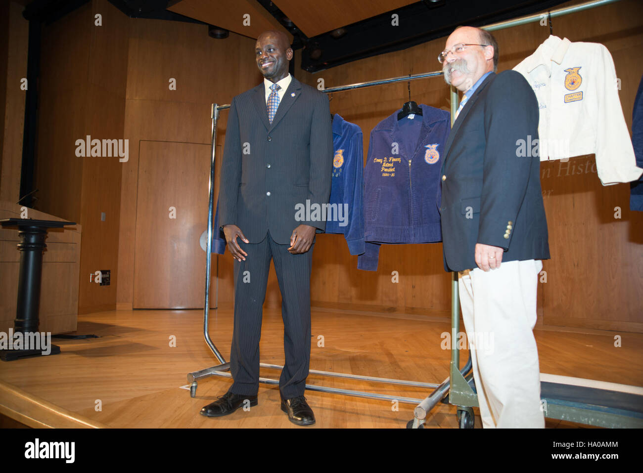 A Smithsonian exhibition showcasing America's agricultural history ...