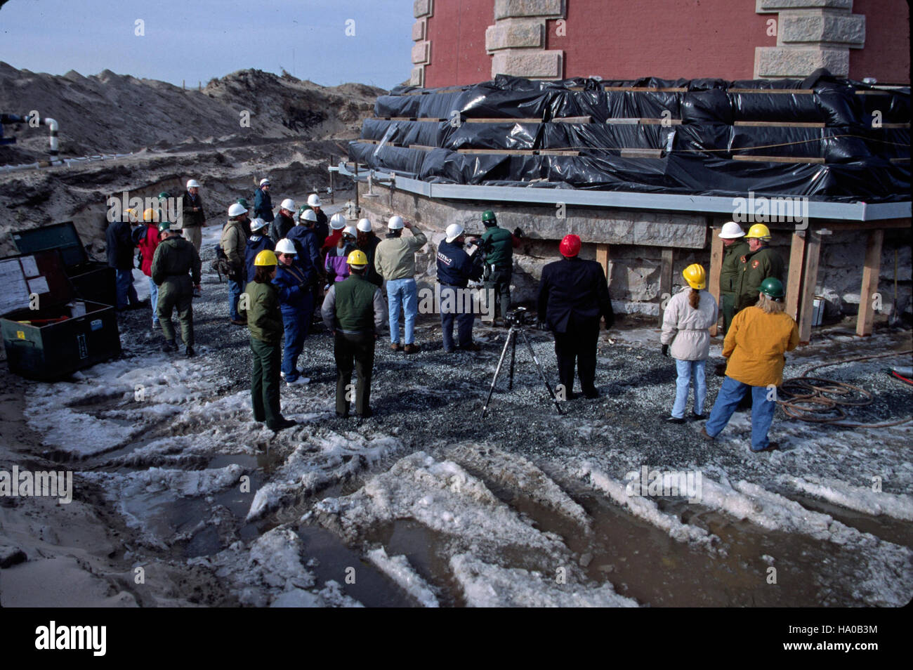 The 1999 move of the Cape Hatteras Lighthouse, a historic landmark, was ...