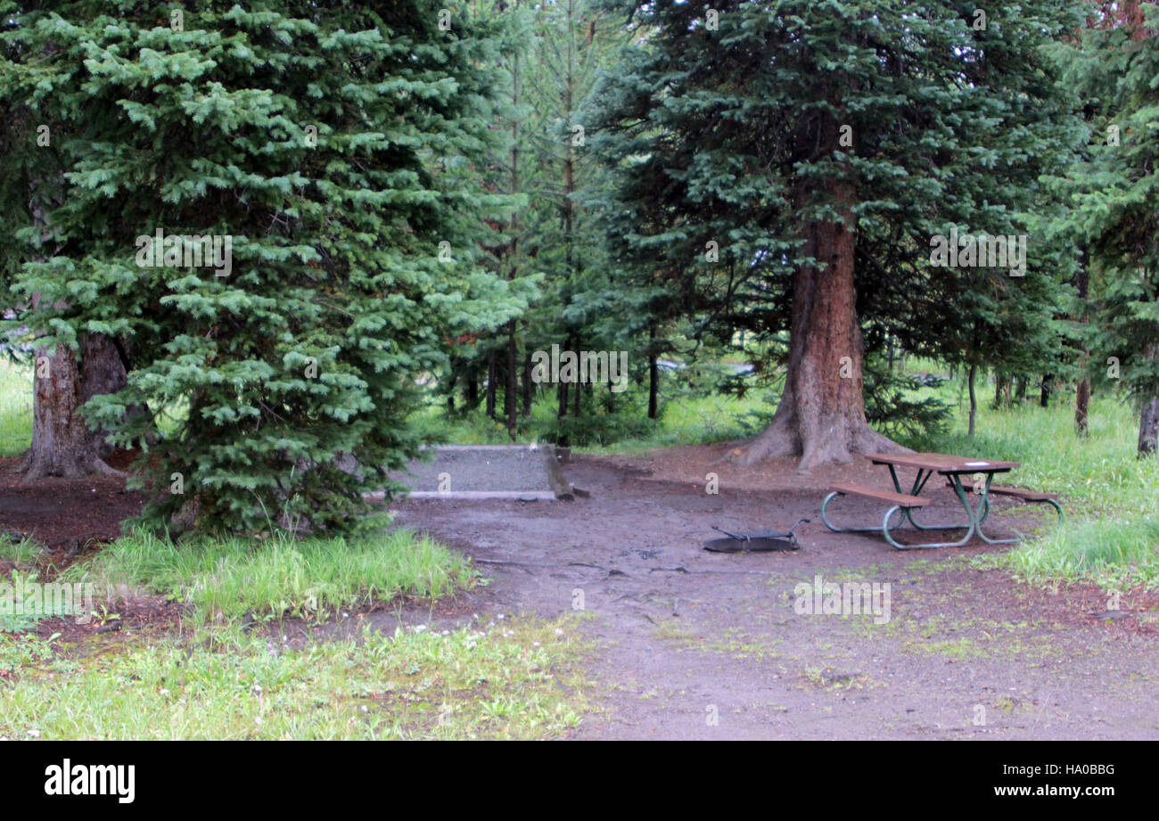 Bridge bay campground hi-res stock photography and images - Alamy