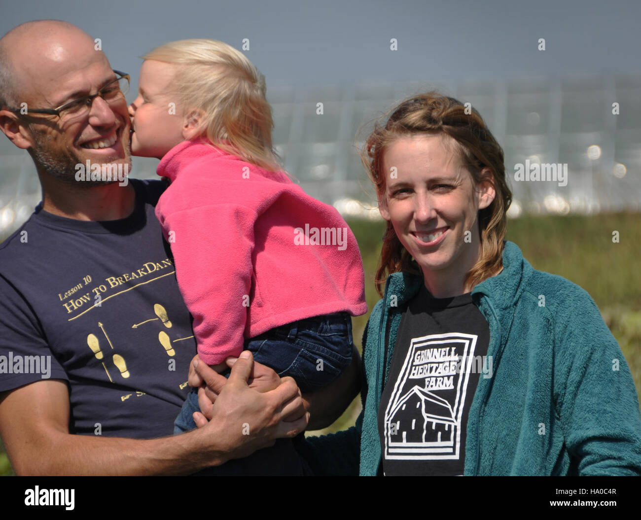 Andy and Melissa Dunham, accompanied by their daughter Leonora ...