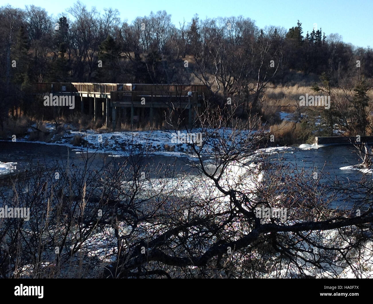 katmainps 16250620569 Brooks Falls wildlife viewing platform Stock ...