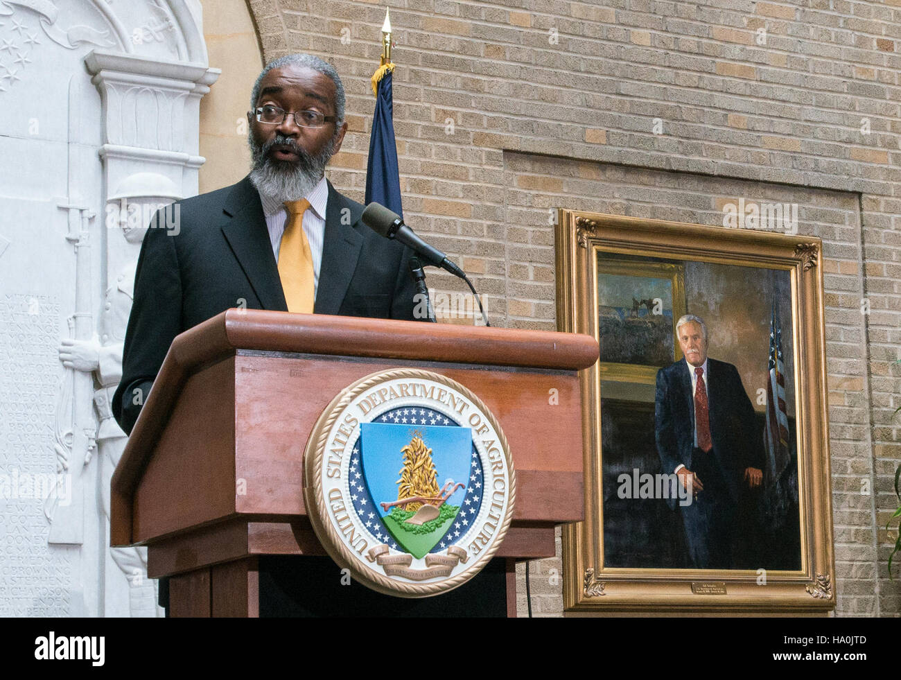 The USDA held the Unsung Heroes Ceremony to recognize employees for ...