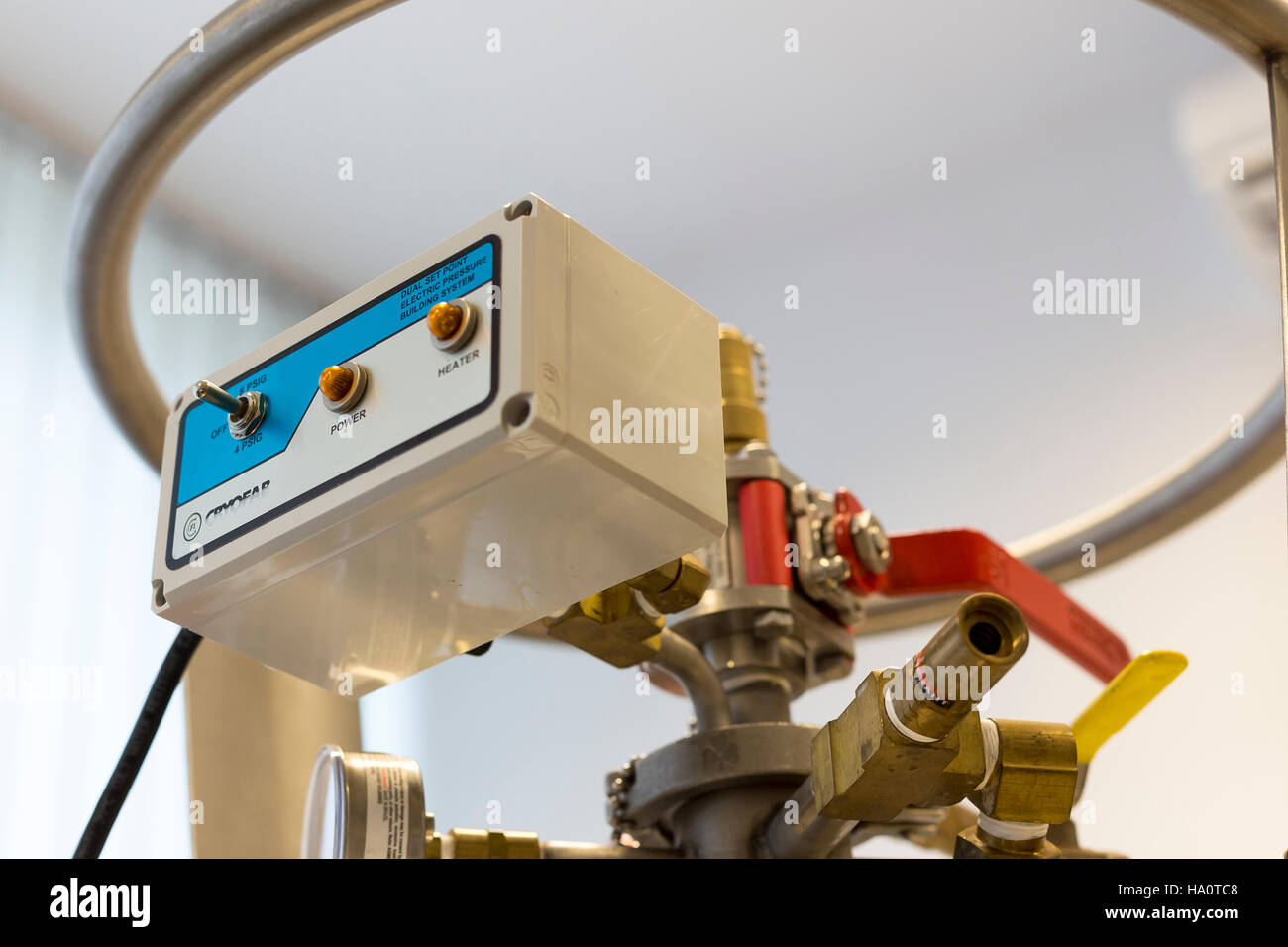 Dual set point, Electric pressure building system, Cryofab in the ...