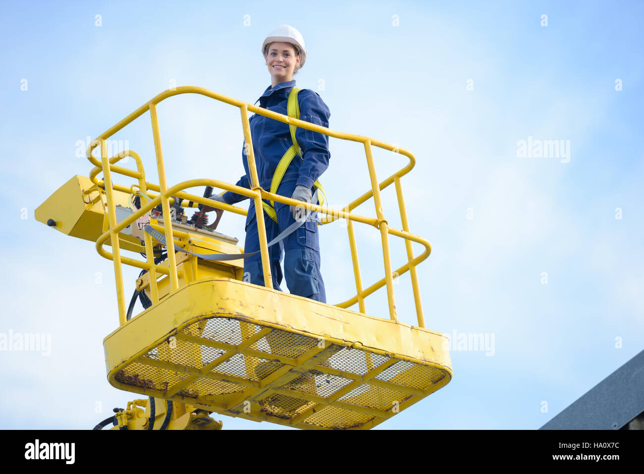 Cherry picker bucket hi-res stock photography and images - Alamy