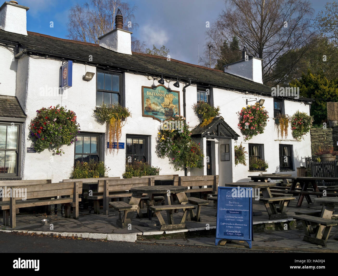 Britannia inn elterwater hi-res stock photography and images - Alamy