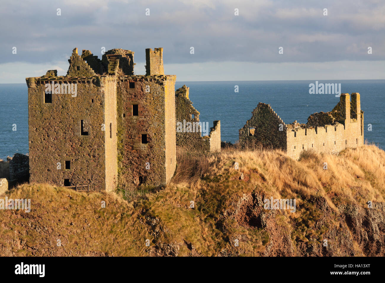 Town of Stonehaven, Scotland. Picturesque view of Dunnottar Castle’s ...