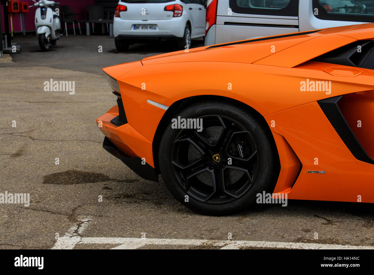 Lamborghini aventador lp700 4 hi-res stock photography and images - Alamy
