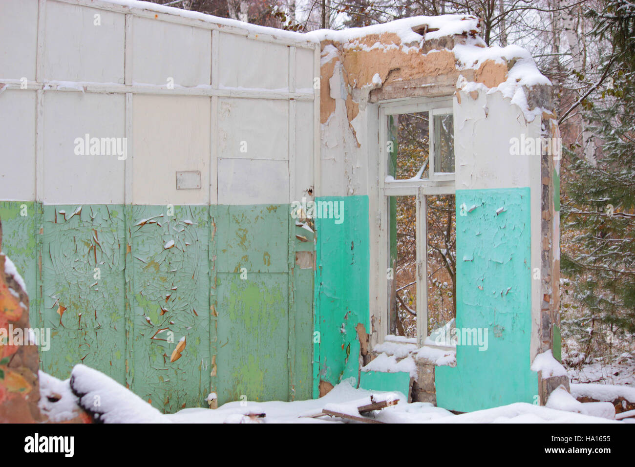 old ruined house covered with snow, apocalypse concept Stock Photo - Alamy