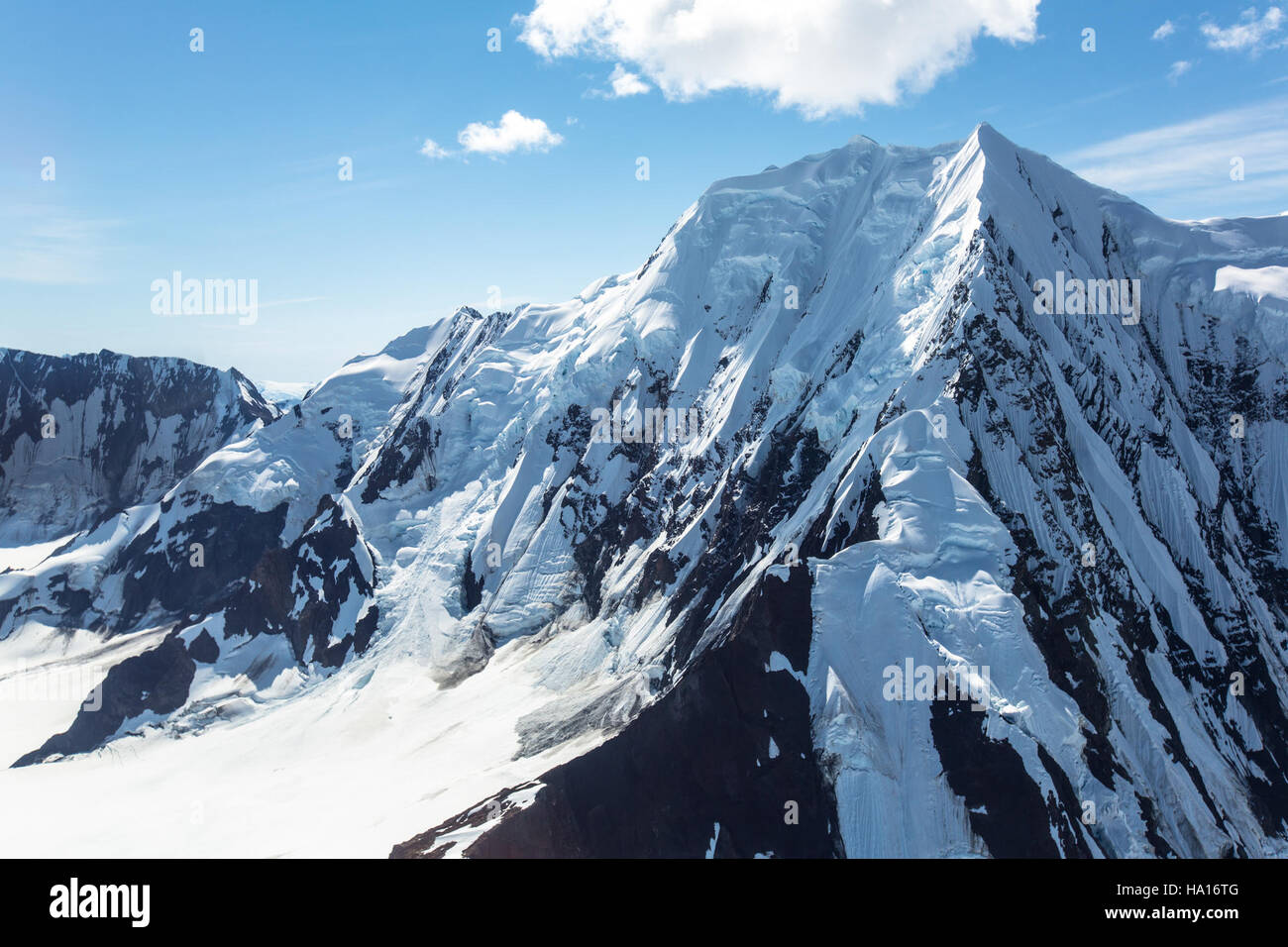 This image captures the Barkley Ridge along the Bagley Icefield in ...