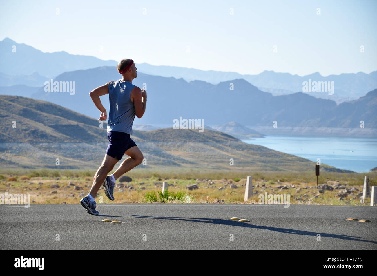 Road runner 5k 10k running hi-res stock photography and images - Alamy