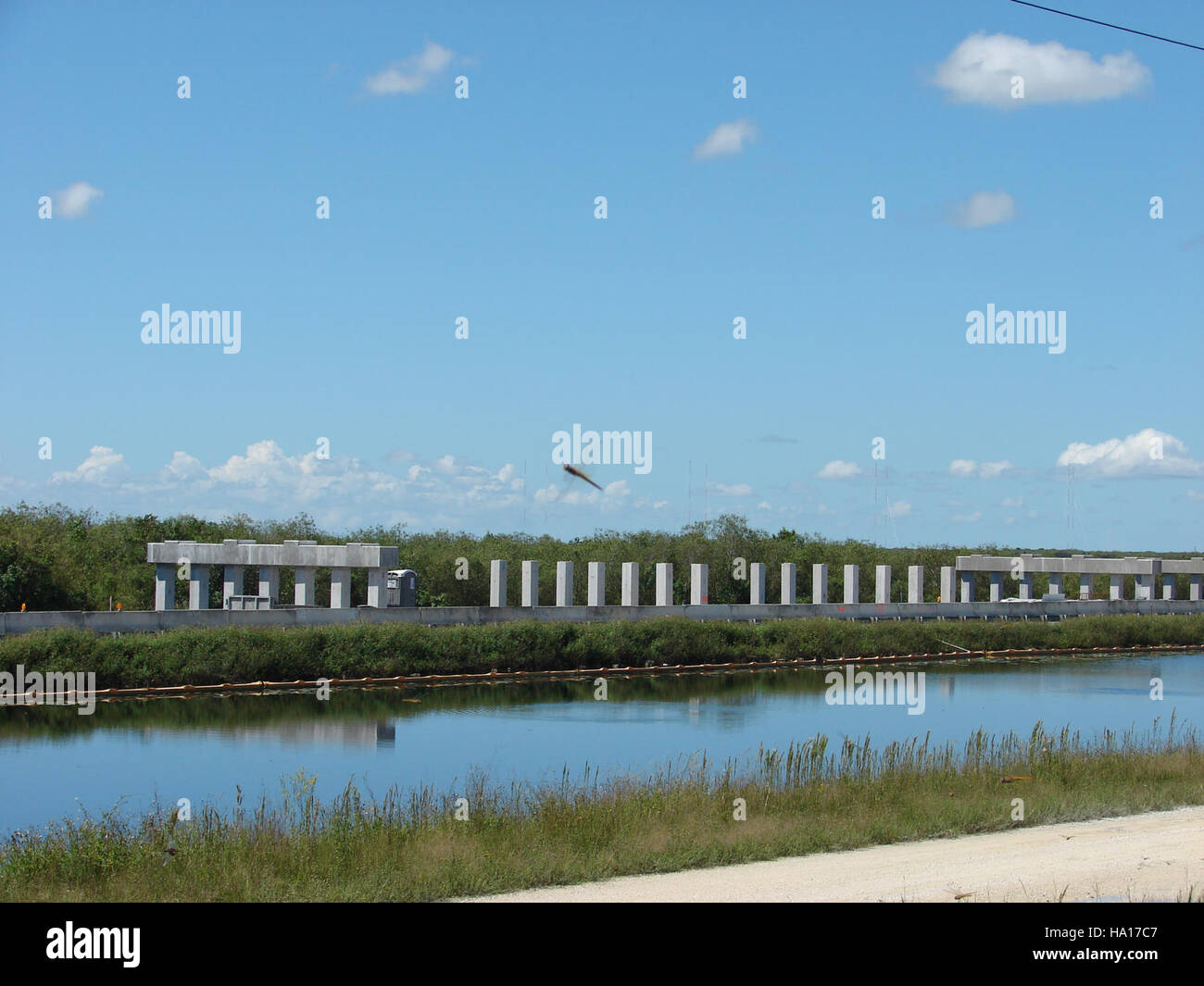 The Tamiami Bridge construction project in Everglades National Park ...