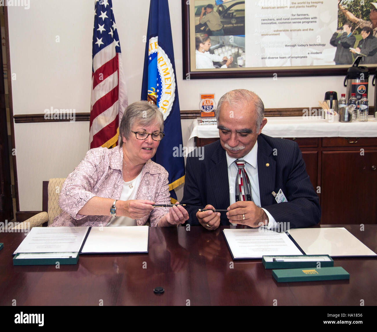 The USDA's Animal and Plant Health Inspection Service (APHIS) works to ...