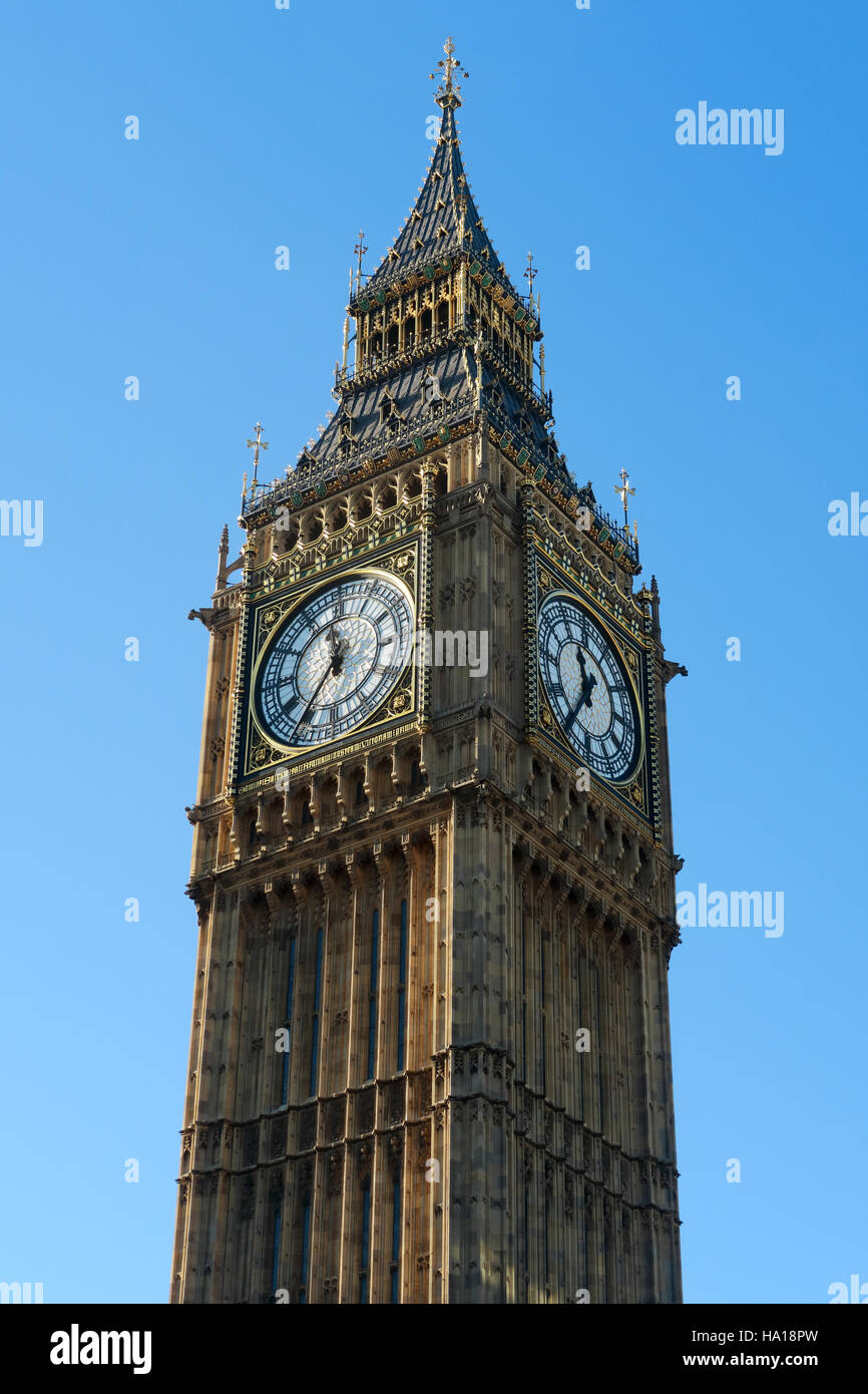 Elizabeth tower and the great clock Stock Photo - Alamy