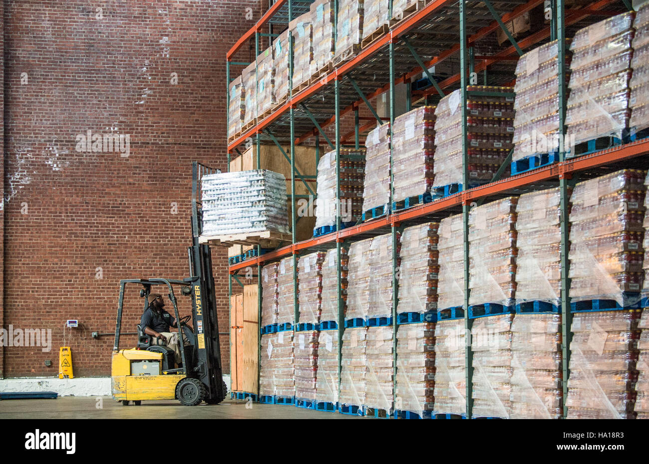 EPA Acting Deputy Administrator Stan Meiberg and City Harvest Executive ...