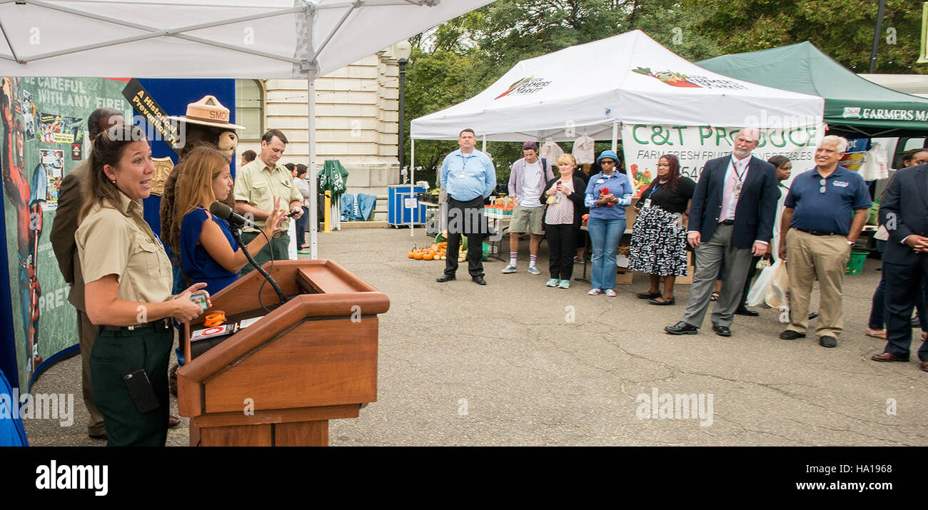 The USDA's National Disaster Preparedness Month campaign promotes ...