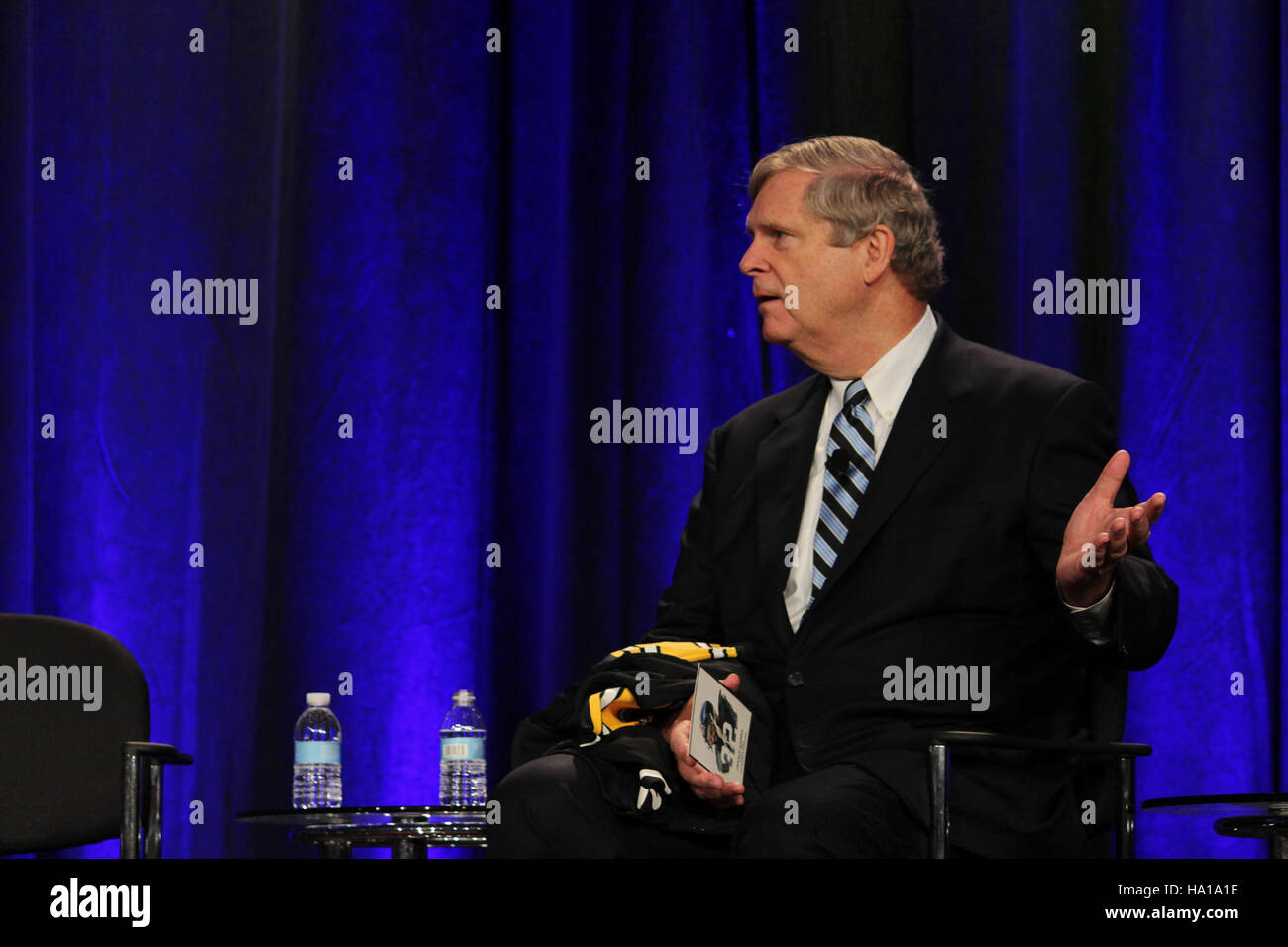 Florida milk producers discuss agricultural practices and ...