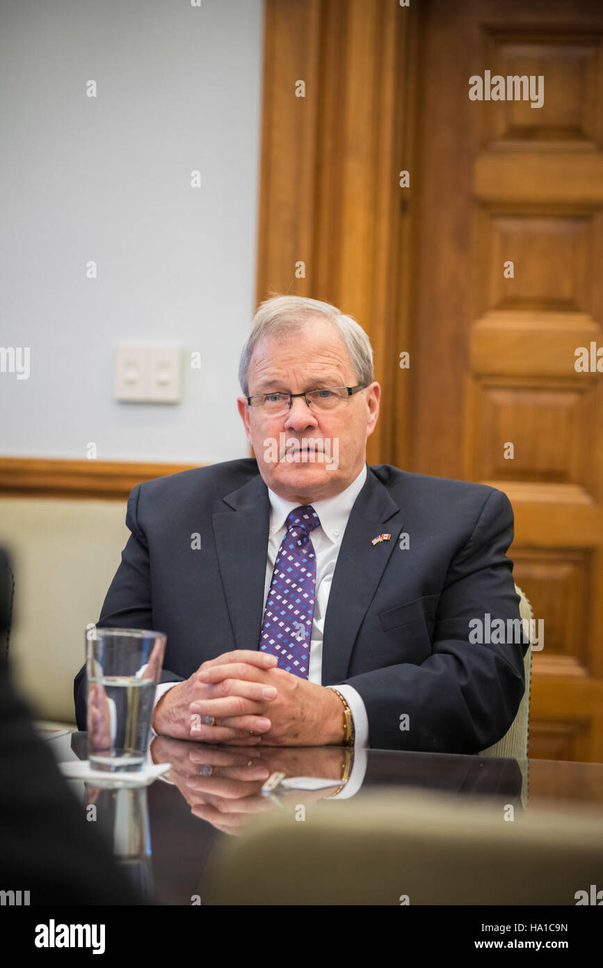 This USDA meeting discusses U.S.-Canada agricultural trade relations ...