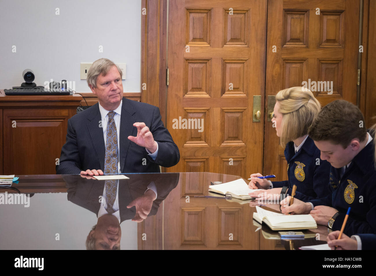 The National FFA Officers met with Secretary Tom Vilsack at the USDA's ...