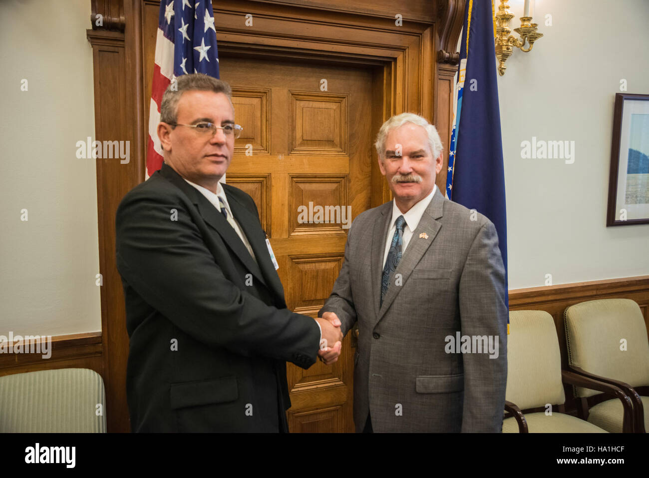 Cuban Minister of Agriculture Gustavo Rodriguez Rollero met with Deputy ...