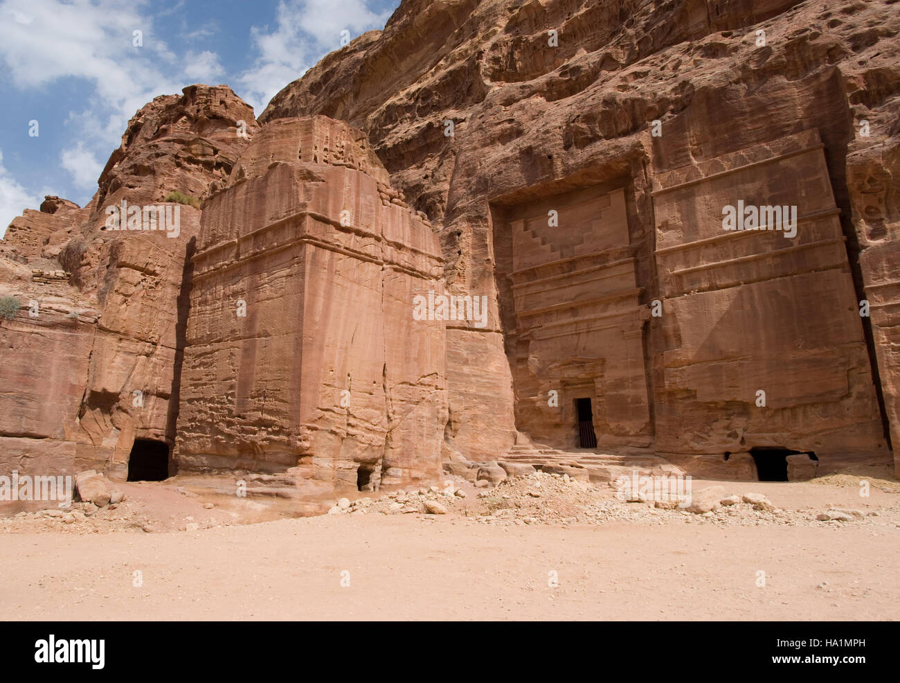 The rock cut facade hi-res stock photography and images - Alamy