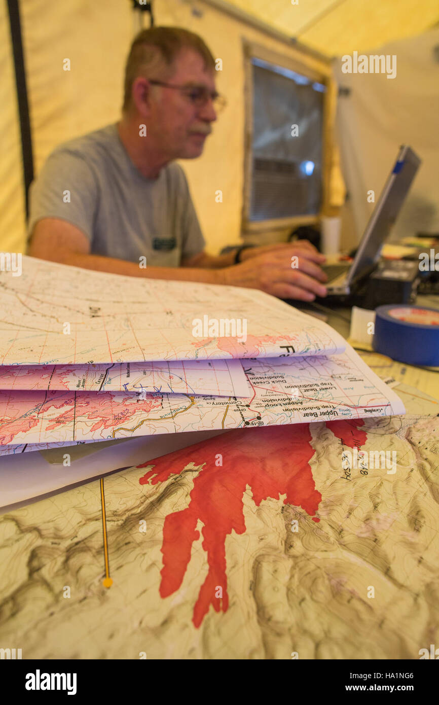 Incident command post hi-res stock photography and images - Alamy