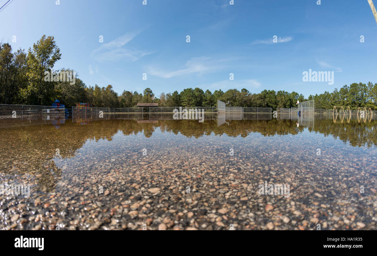 This photo illustrates the aftermath of Hurricane Matthew, showing the ...