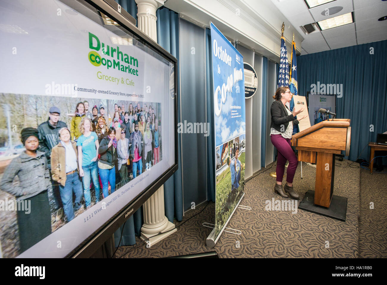 Lisa mensah hi-res stock photography and images - Alamy