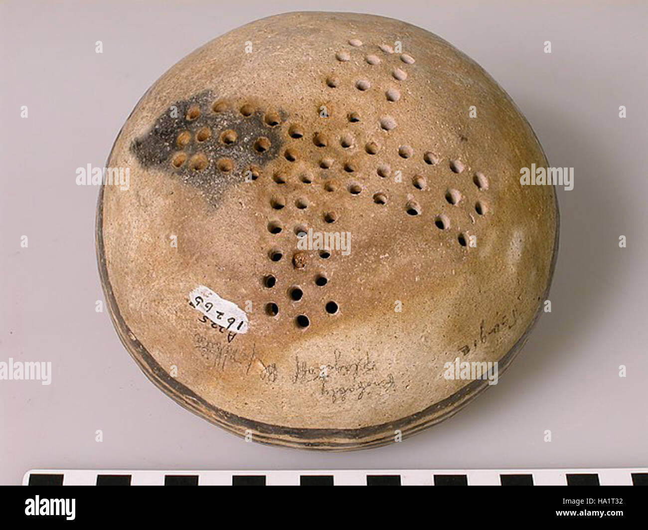 The Grand Canyon National Park, showcasing Native American artifacts ...