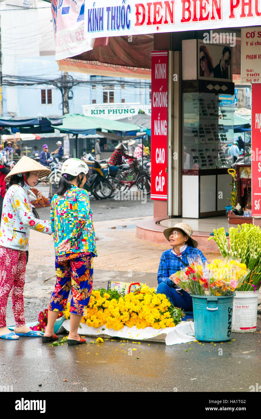 Market, Sa Dec, Mekong River, Vietnam, Asia Stock Photo - Alamy