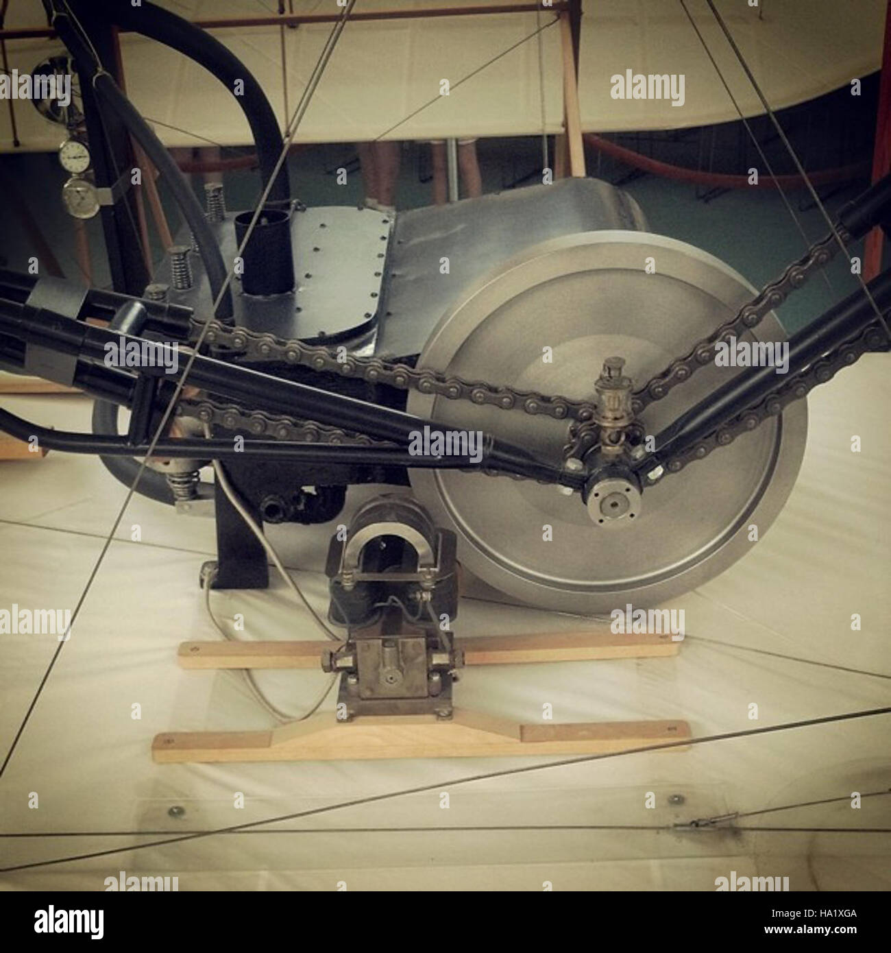 The Wright brothers' aircraft engine, a key innovation in aviation ...