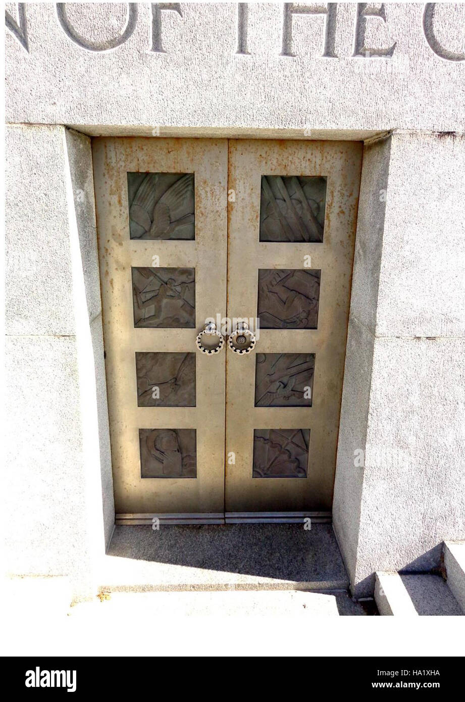wrightbrosnps 27386582283 Monument Doors Stock Photo - Alamy